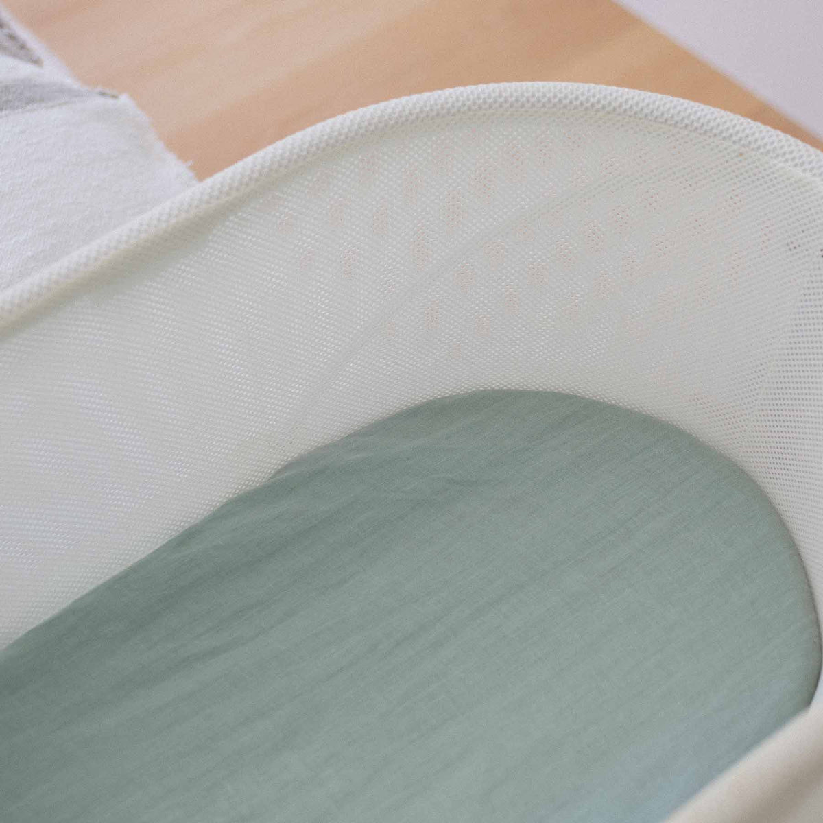 French Linen Bassinet Sheet - Aqua – Warren Hill
